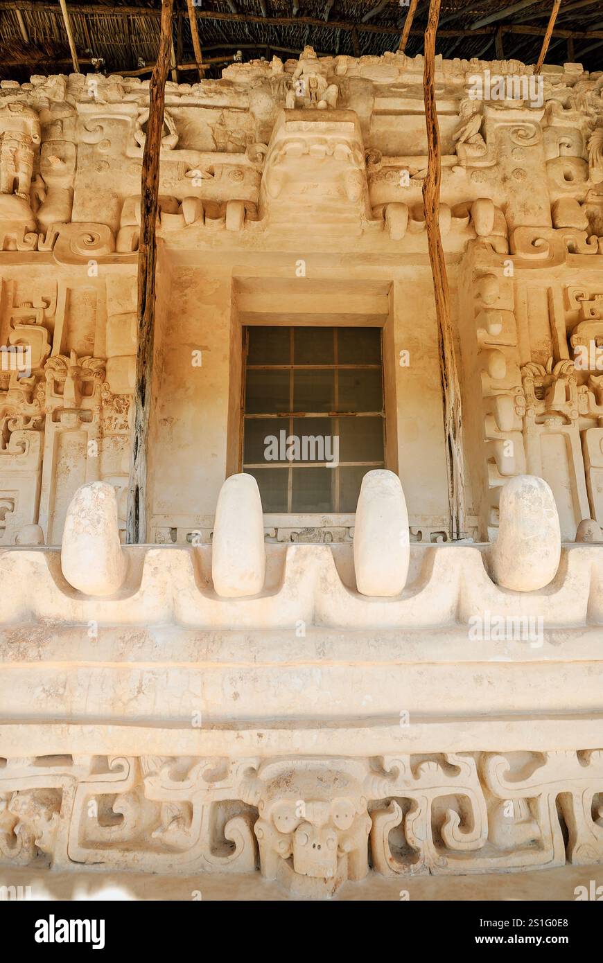 Maya carved stone teeth hi-res stock photography and images - Alamy