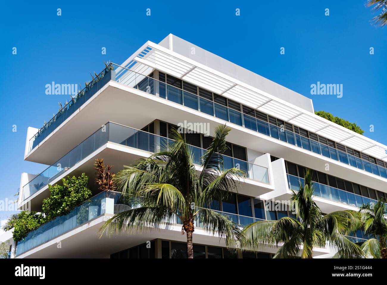 Modern building with balcony. Architectural building in Miami beach ...
