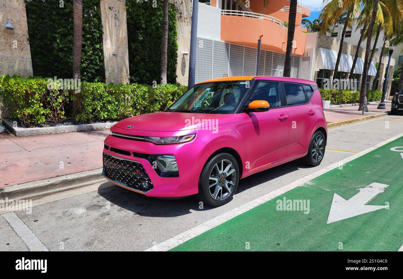 Miami Beach, Florida USA - June 8, 2024: Kia soul pink in ocean drive ...
