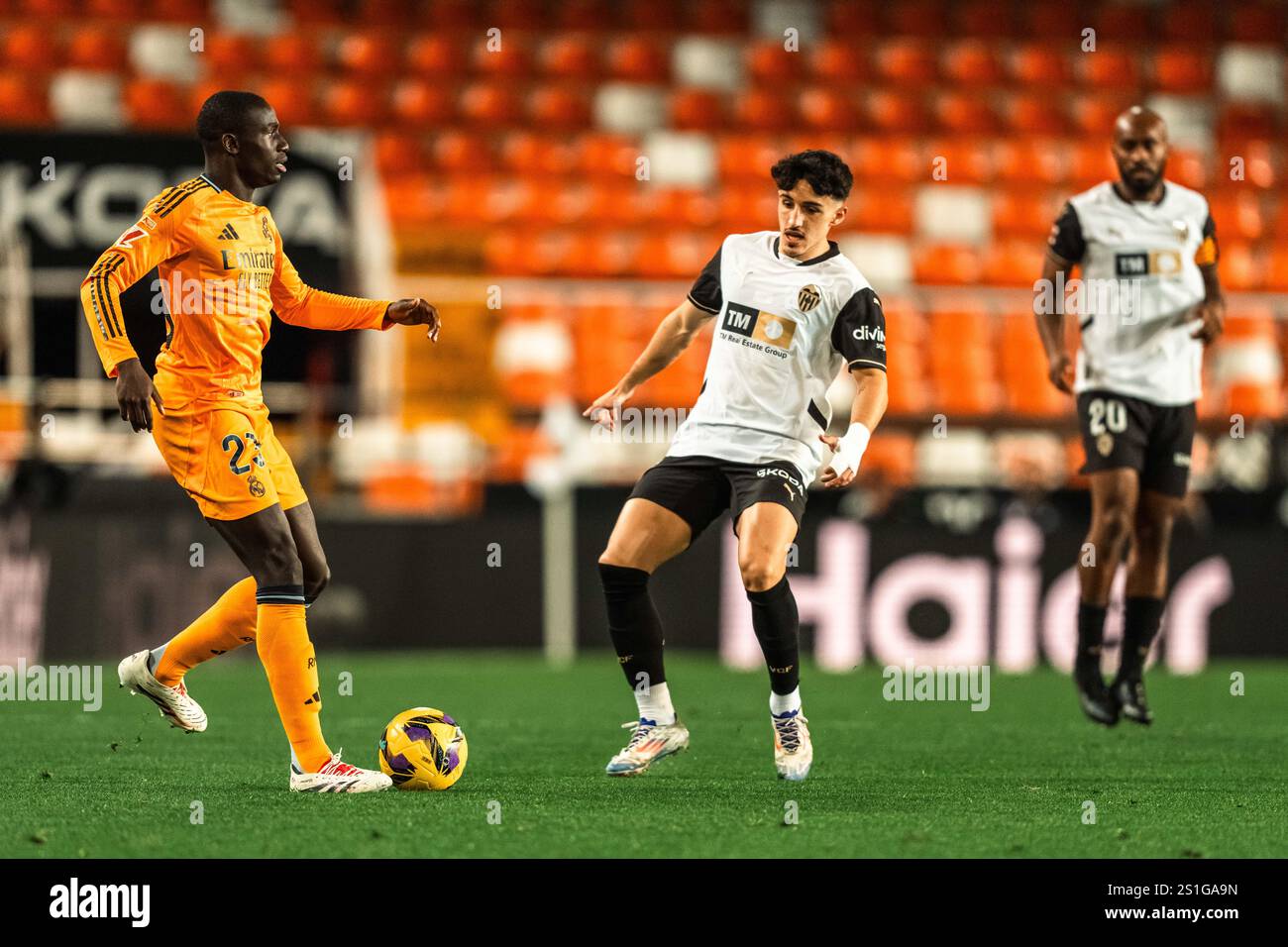Valencia, Espagne. 03rd Jan, 2025. Ferland Mendy of Real Madrid CF and ...