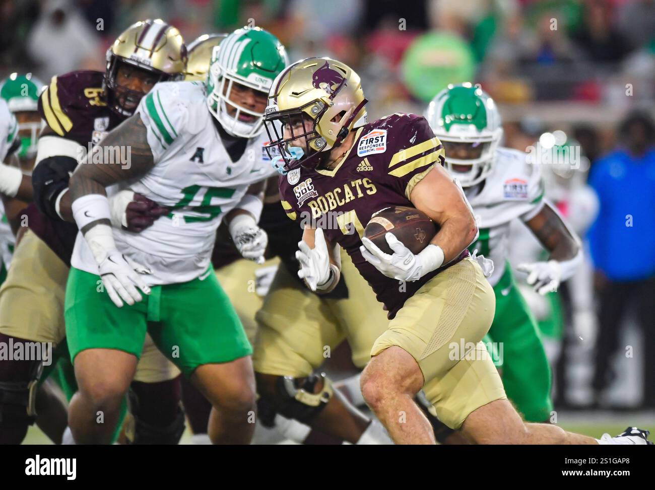 DALLAS, TX - January 03: Texas State Bobcats running back Lincoln Pare ...