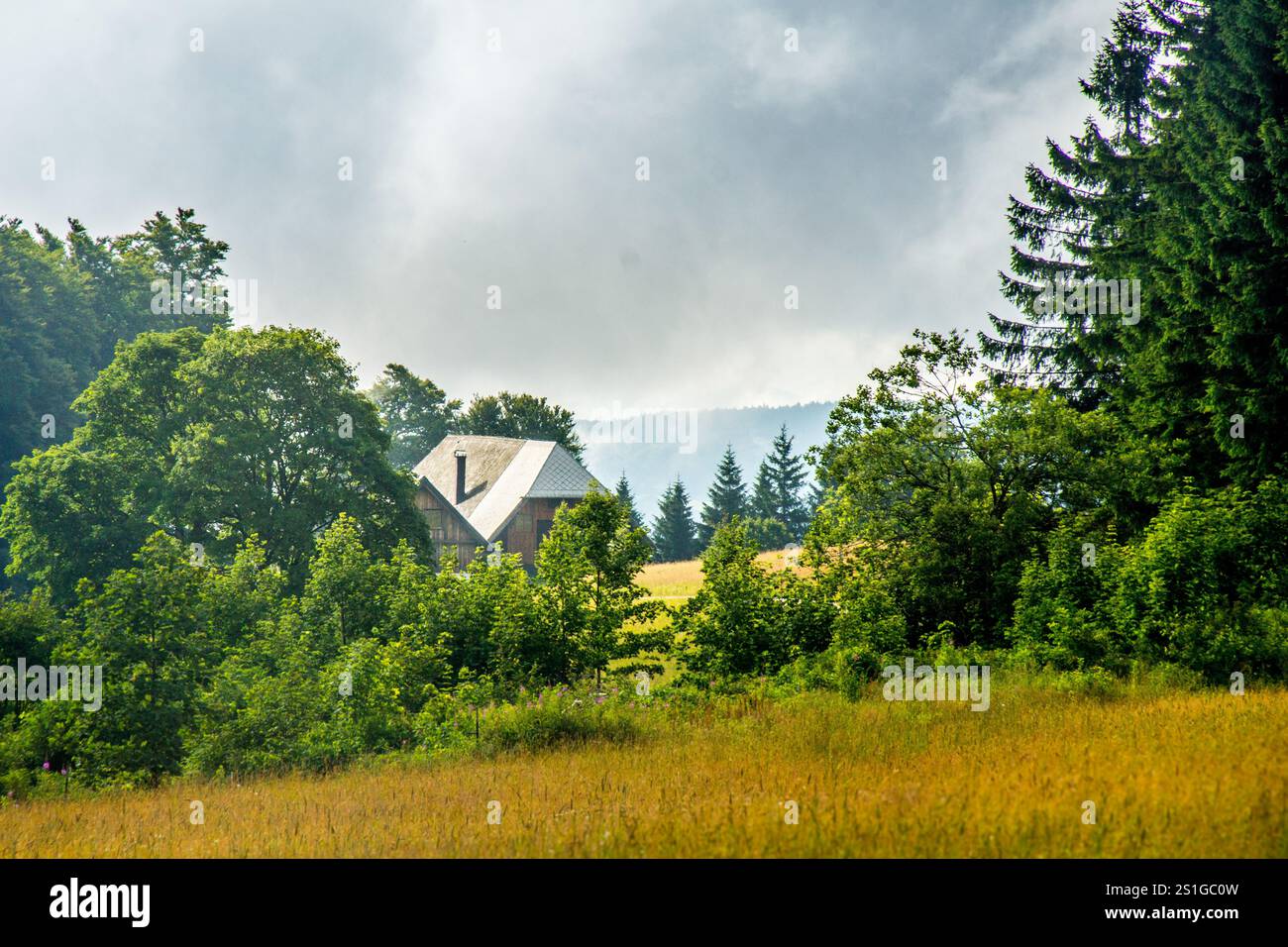 Wallpaper countryside hi-res stock photography and images - Alamy