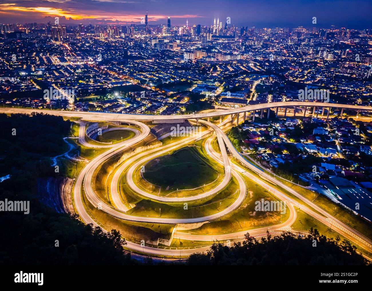 DUKE Highway at Kuala Lumpur Outer Ring Road Stock Photo - Alamy