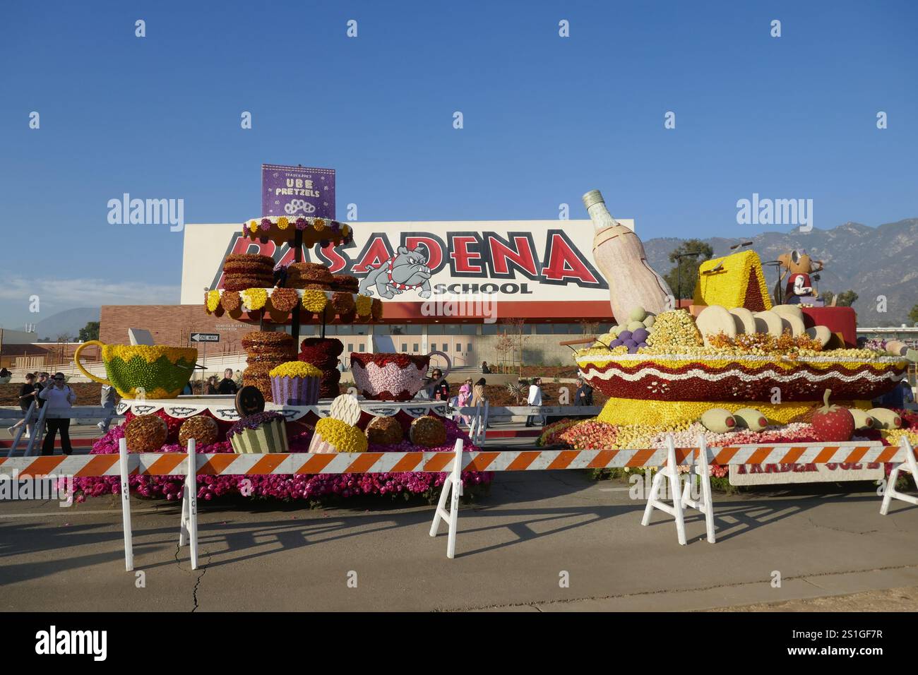 Pasadena, California, USA 3rd January 2025 at 2025 Trader Joes Float at ...