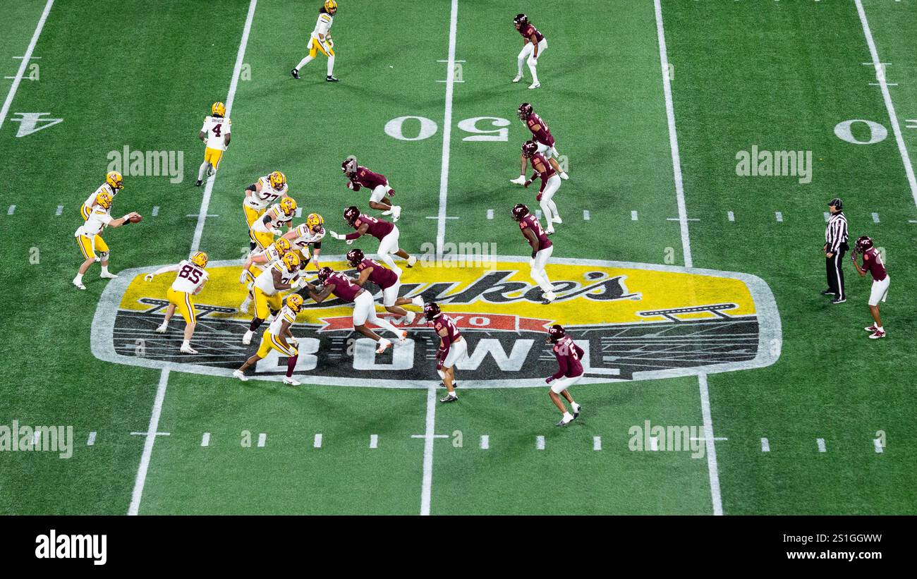 Charlotte, NC, USA. 3rd Jan, 2025. Minnesota quarterback Max Brosmer ...