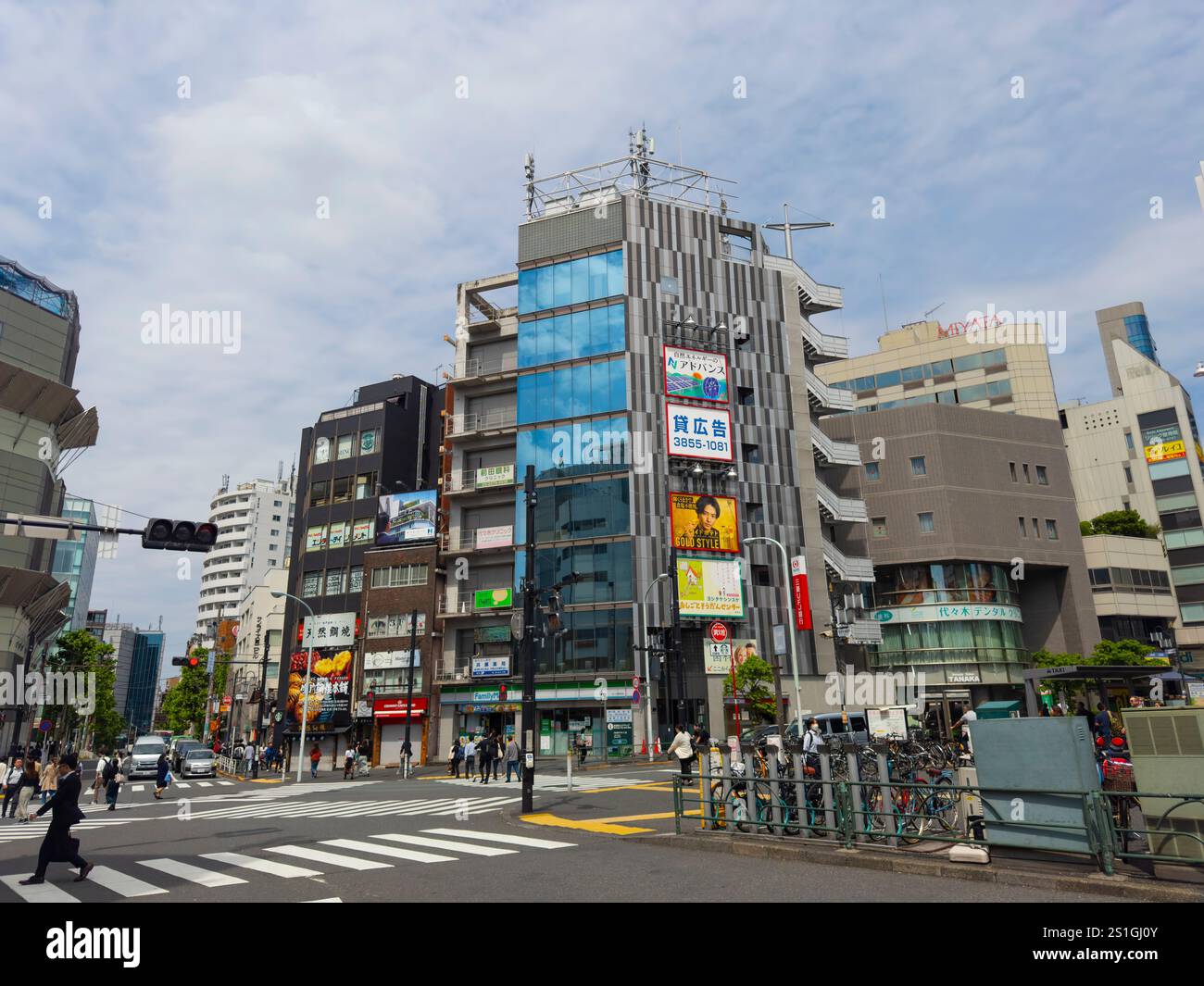 Modern commercial buildings at Yoyogi Square near Yoyogi JR Station ...