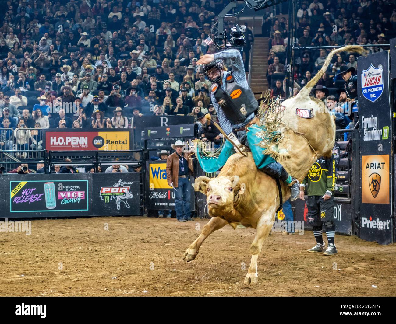 New York, New York, USA. 3rd Jan, 2025. PBR(Professional Bull Riding ...