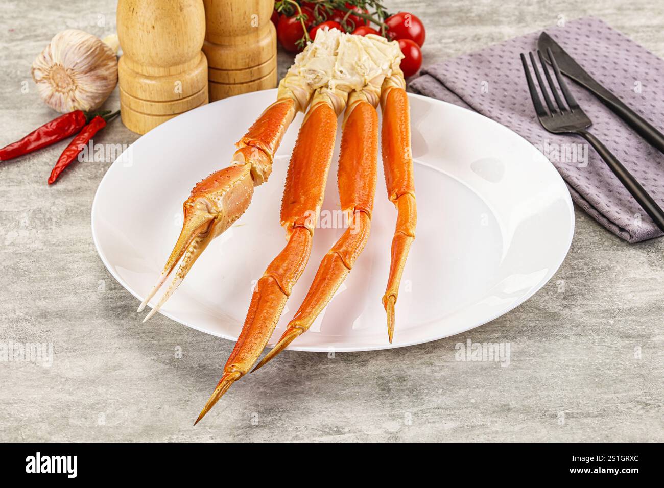Delicous luxury boiled crab claw legs Stock Photo - Alamy