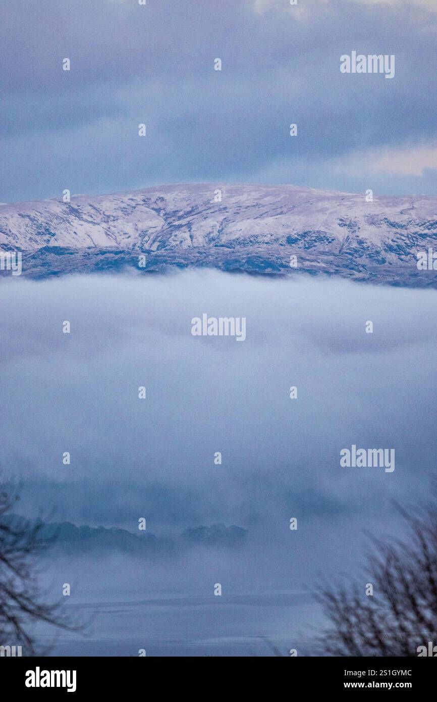 Lake Windermere Cumbria, UK. 4th Jan, 2025. UK Weather overnight snow ...
