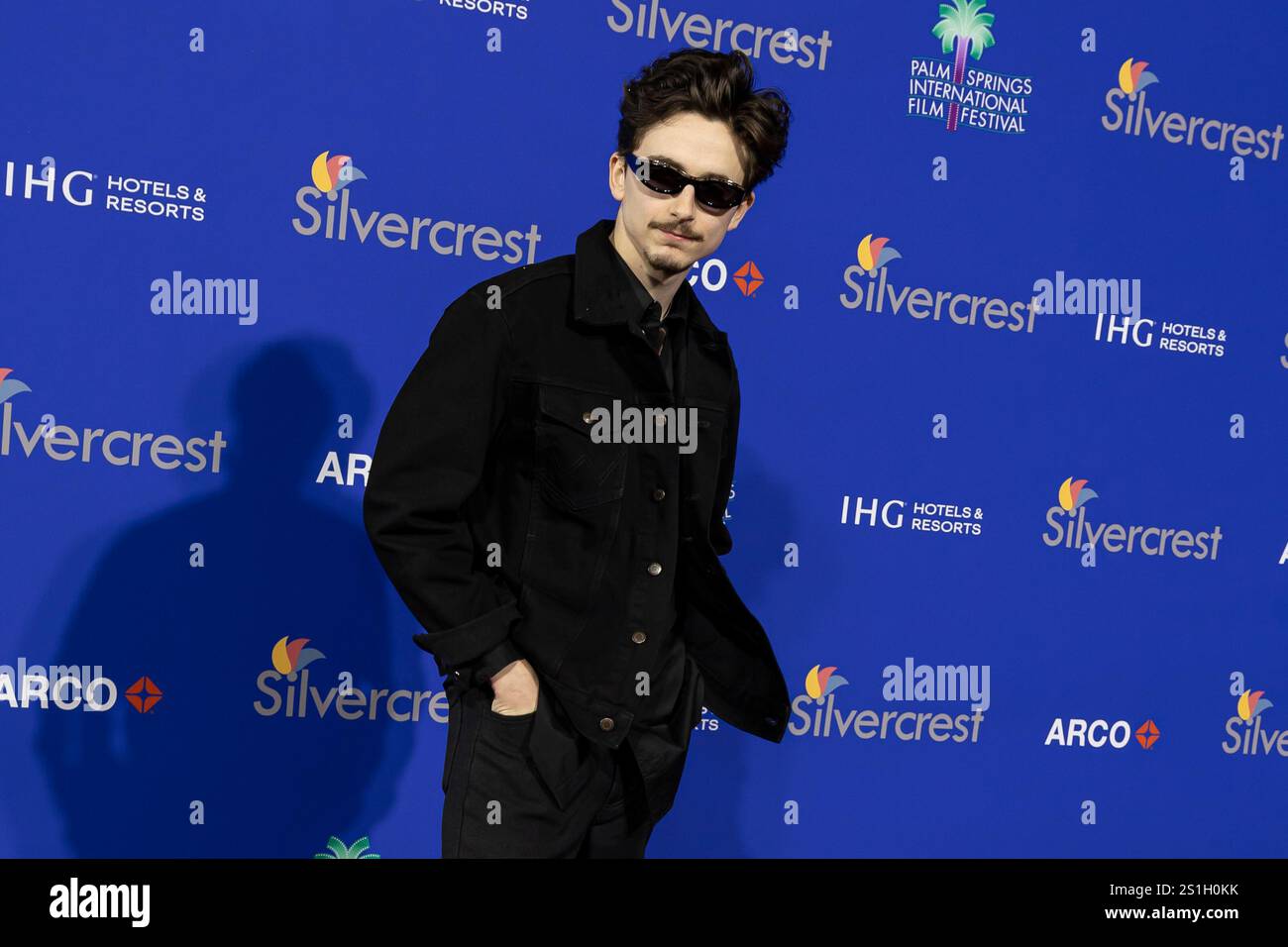 Timothée Chalamet attends the arrivals of the 2025 Palm Springs ...