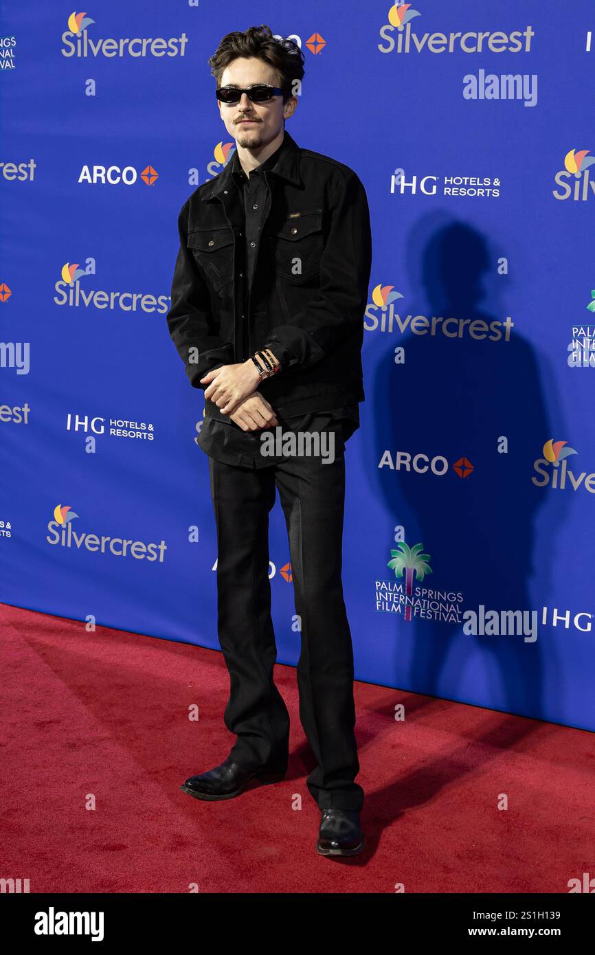 Timothée Chalamet attends the arrivals of the 2025 Palm Springs ...
