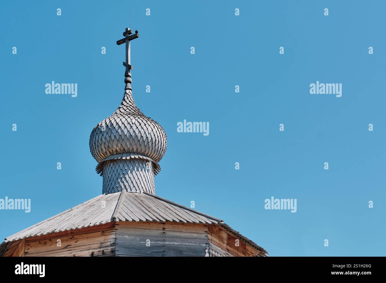 Traditional wooden Russian church dome with distinctive onion-shaped ...