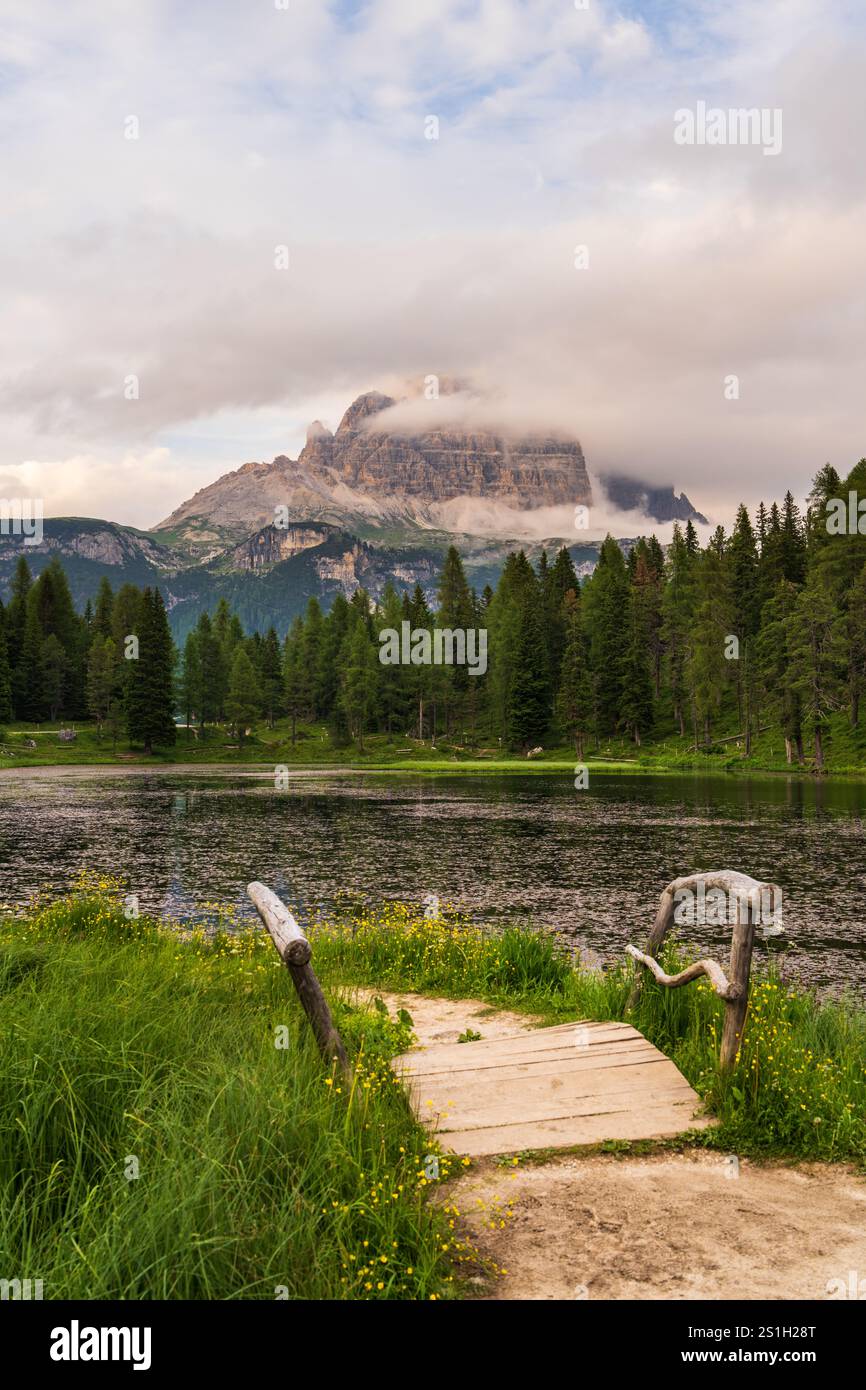 Landscape of Antorno lago with popular Three Peaks of Lavaredo in the ...