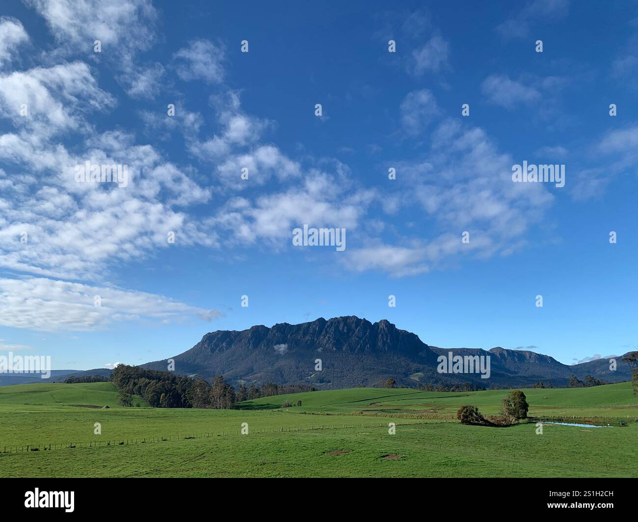 Mount roland hi-res stock photography and images - Alamy