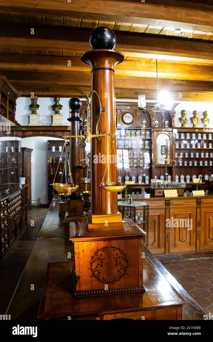Pharmaceutical scale from the 19th century exibited at the Pharmacy ...