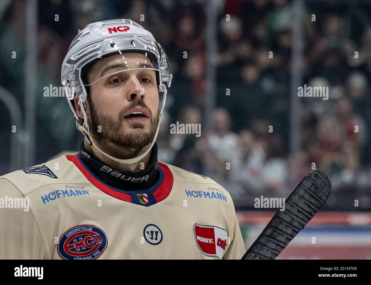 Samuel Dove-McFalls (Nuernberg Ice Tigers, #75) / Portrait / Portraet ...