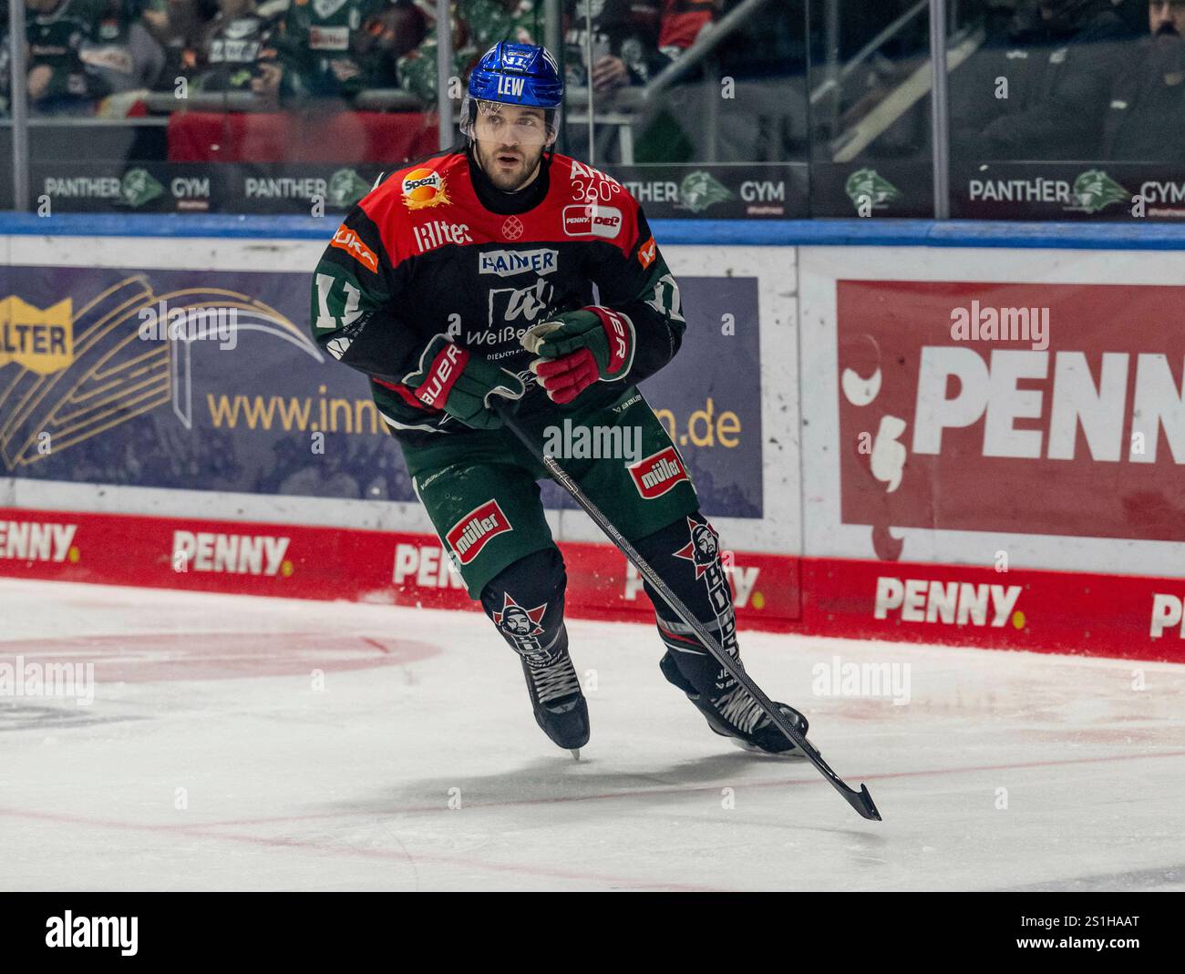 Augsburg, Deutschland. 03rd Jan, 2025. Mick Koehler (Augsburger Panther ...