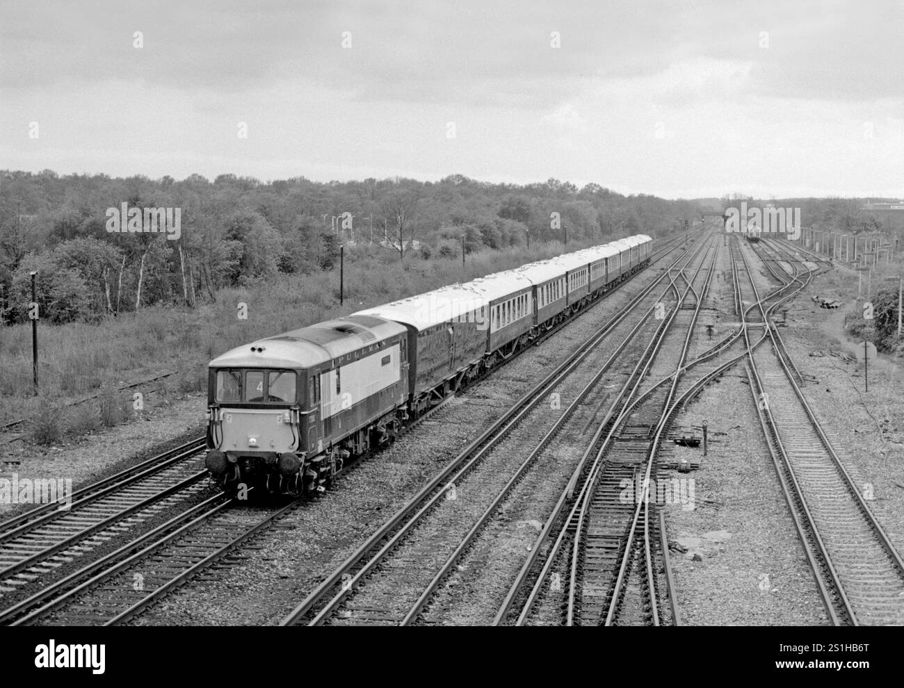 A Class 73 electro diesel locomotive number 73101 working a British ...
