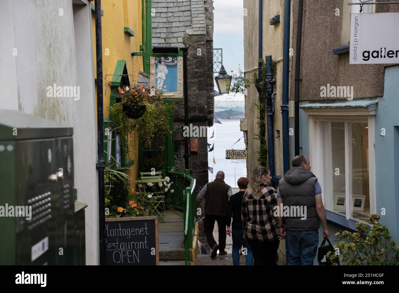 Tenby Town tourist streets Stock Photo - Alamy