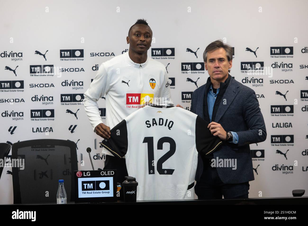 UMAR SADIQ NIGERIAN FORWARD OF VALENCIA CF Stock Photo - Alamy