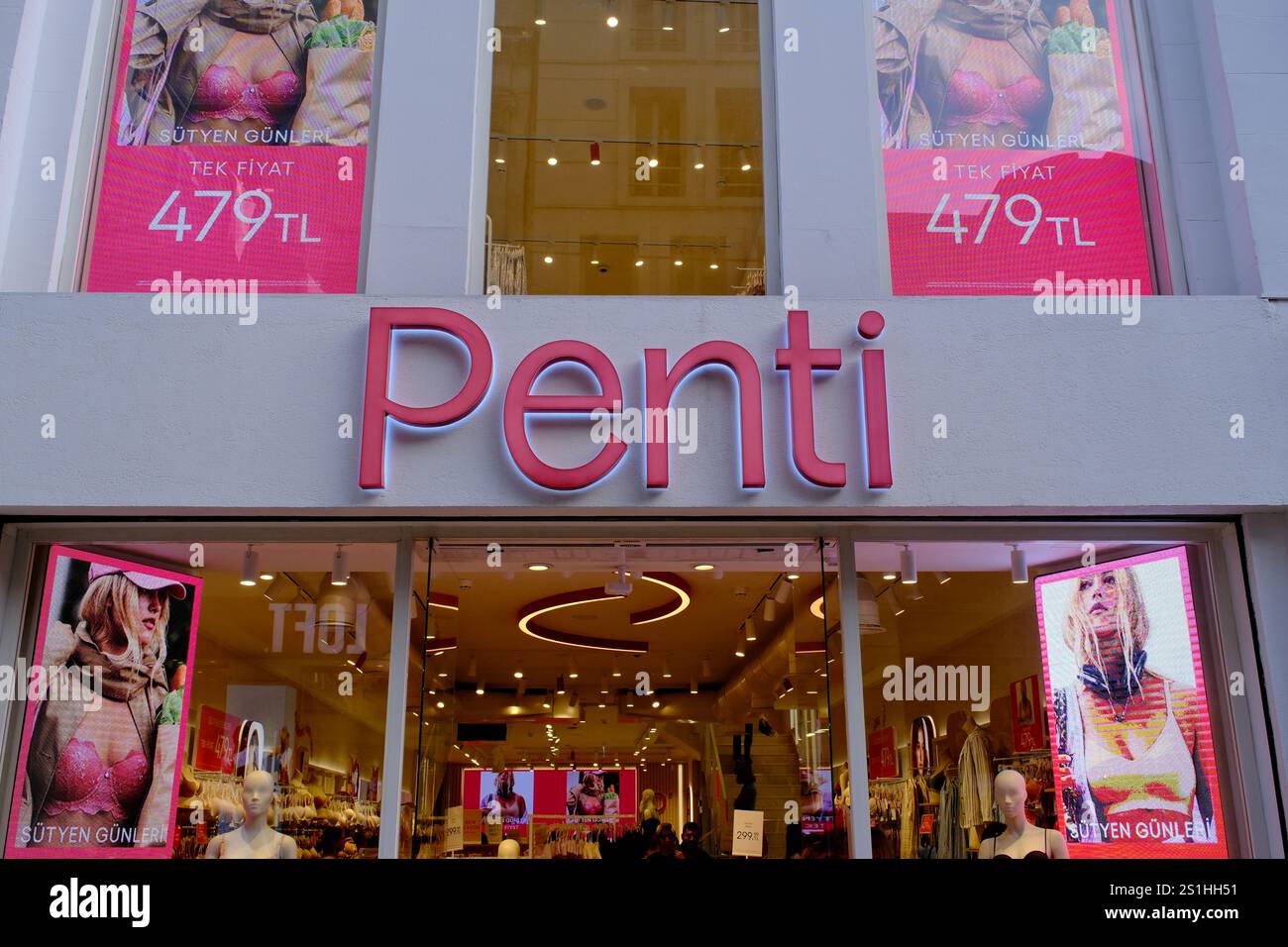 Penti store facade with brand logo Stock Photo - Alamy