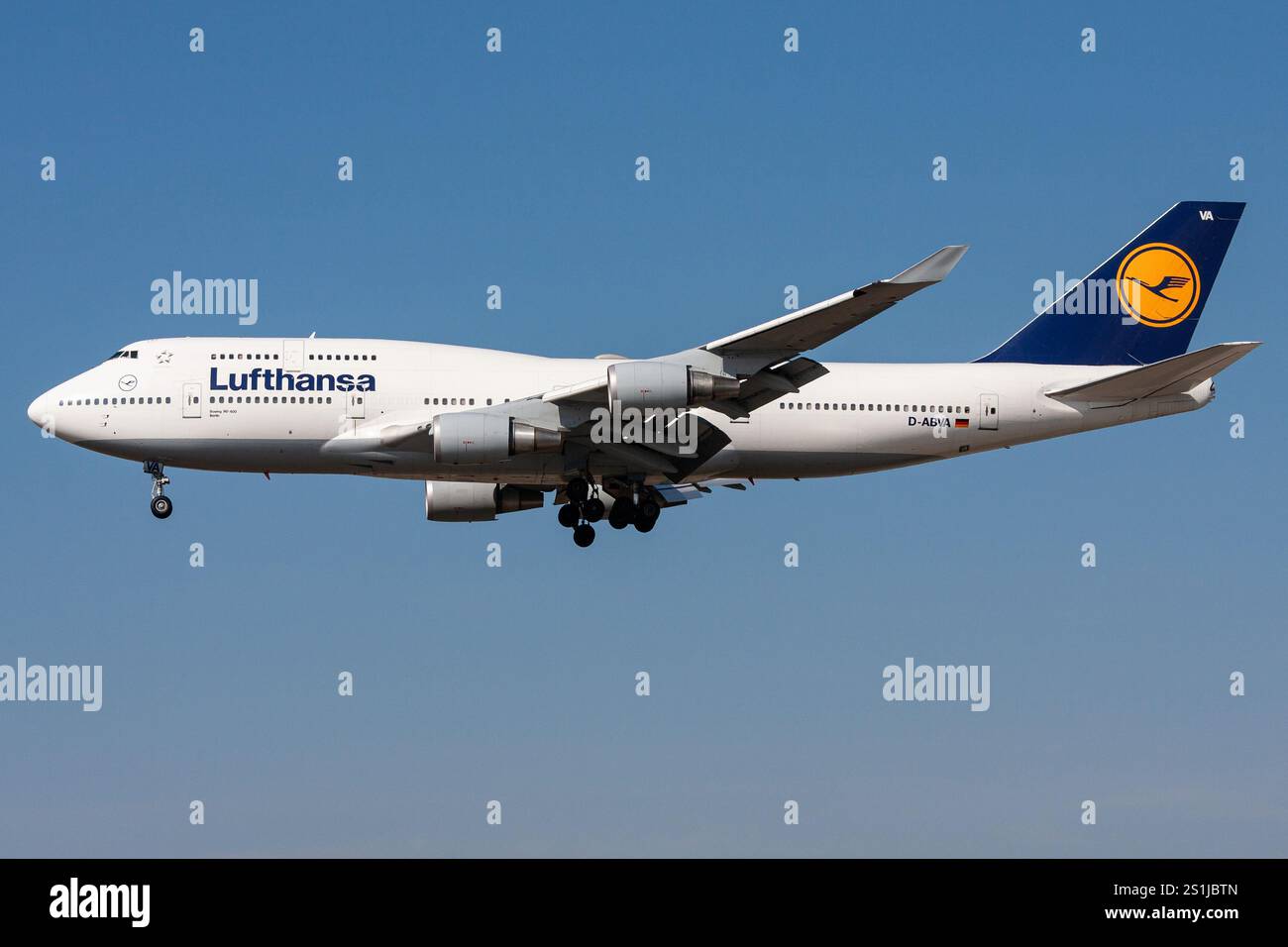 German Lufthansa Boeing 747-400 with registration D-ABVA on final for ...