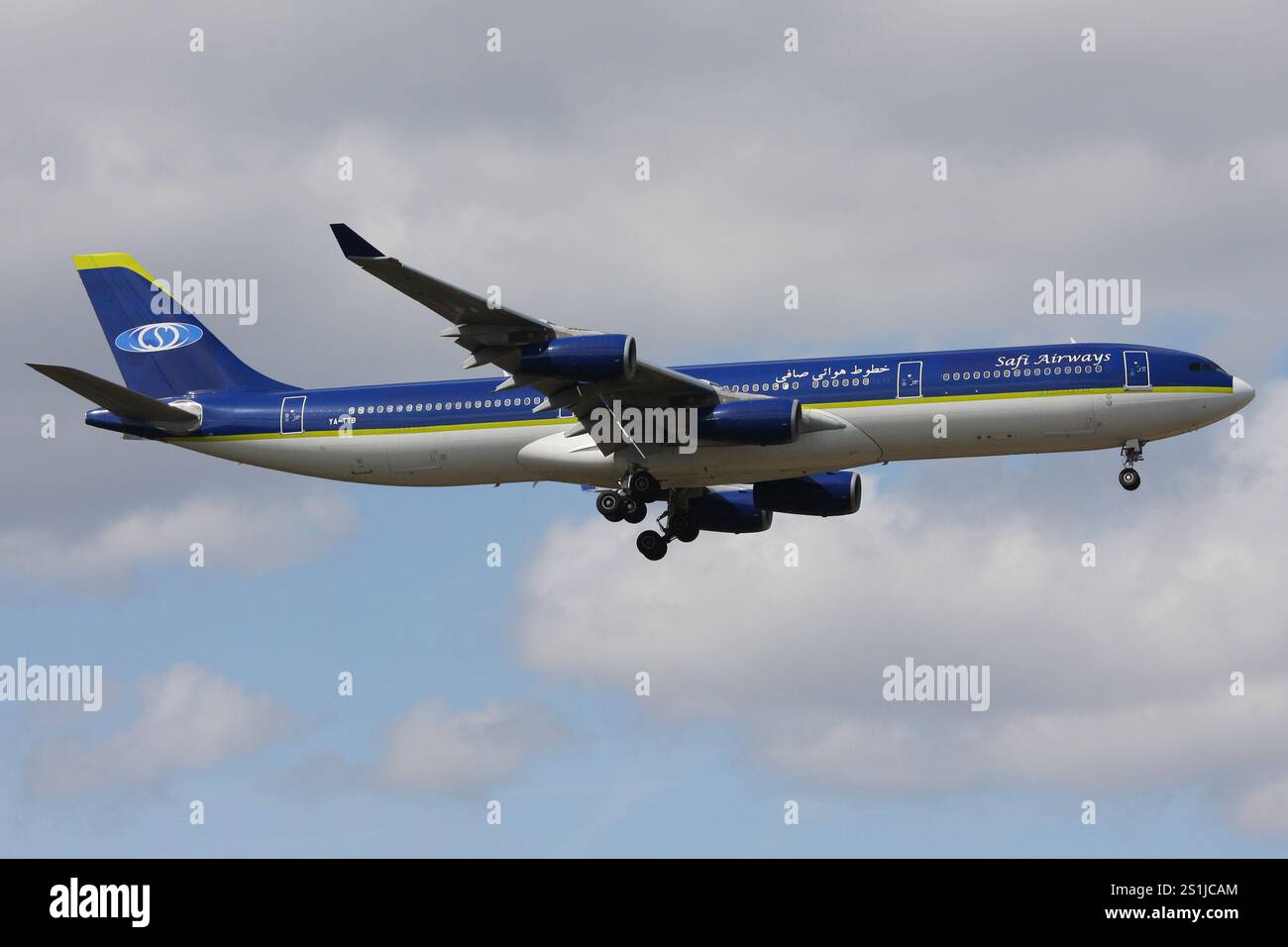 Afghan Safi Airways Airbus A340-300 with registration YA-TTB on final ...