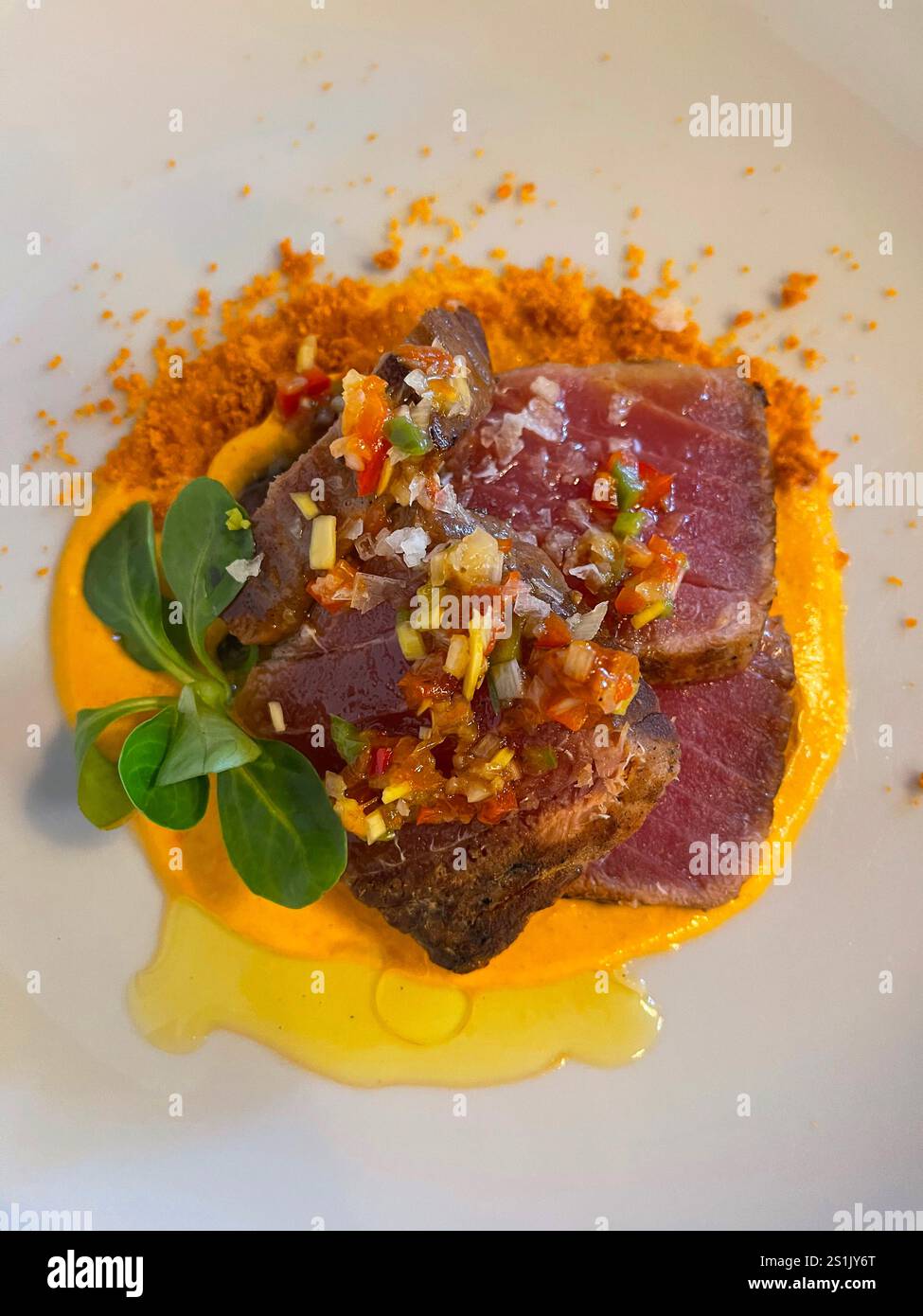 Tuna vegetables hi-res stock photography and images - Alamy