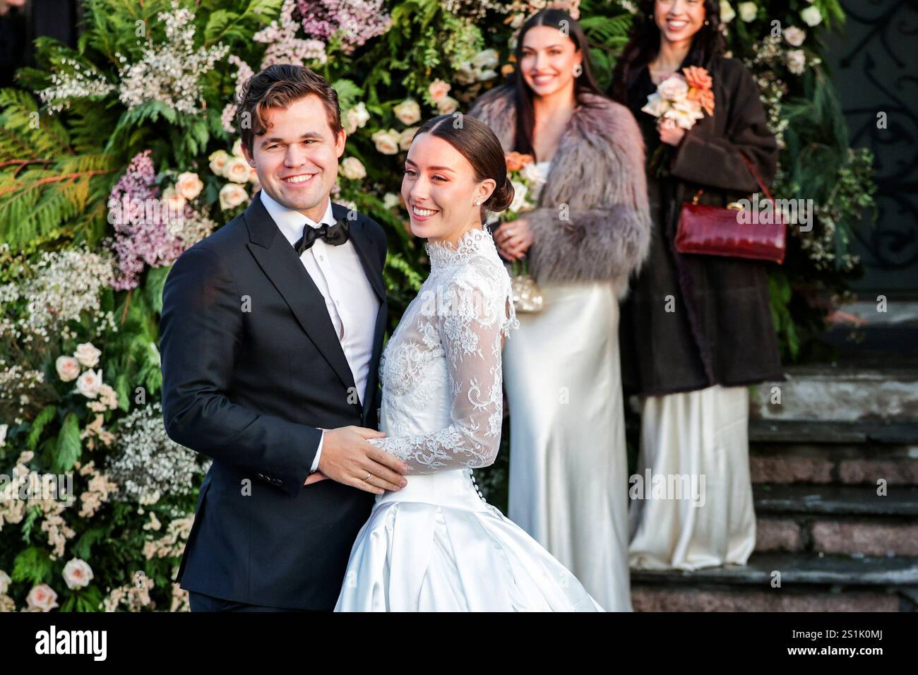 Magnus Carlsen marries Ella Victoria Malone in Holmenkollen Chapel ...