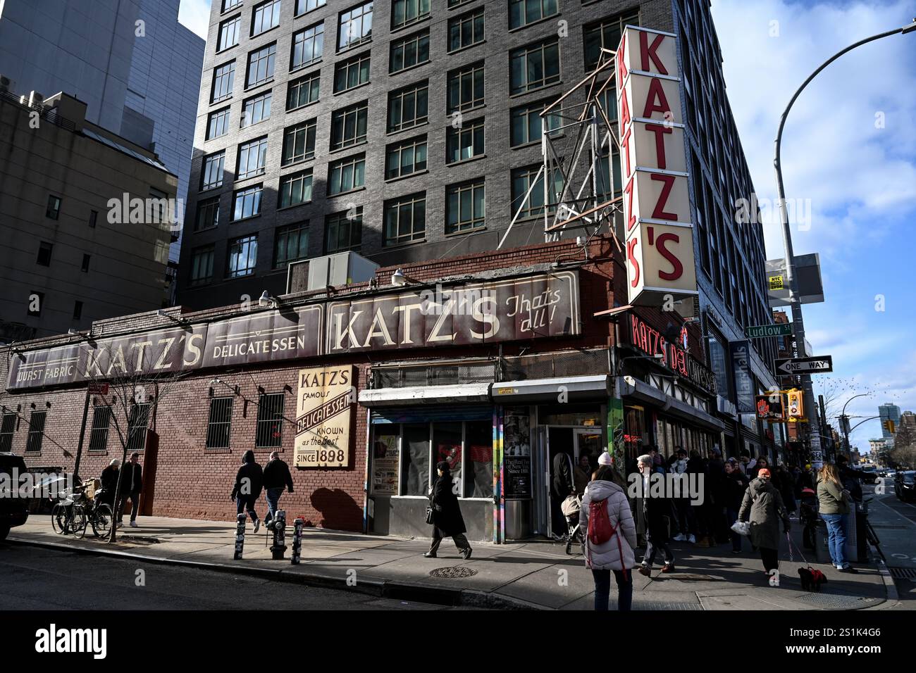 People wait in line to enter Katz's Delicatessen on the Lower East Side ...