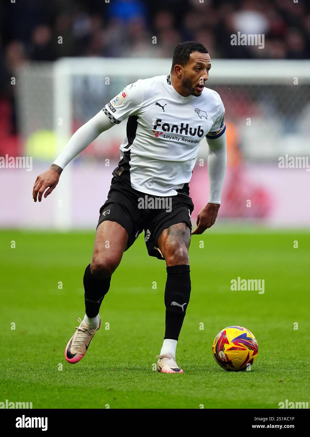 Derby County's Nathaniel Mendez-Laing during the Sky Bet Championship ...