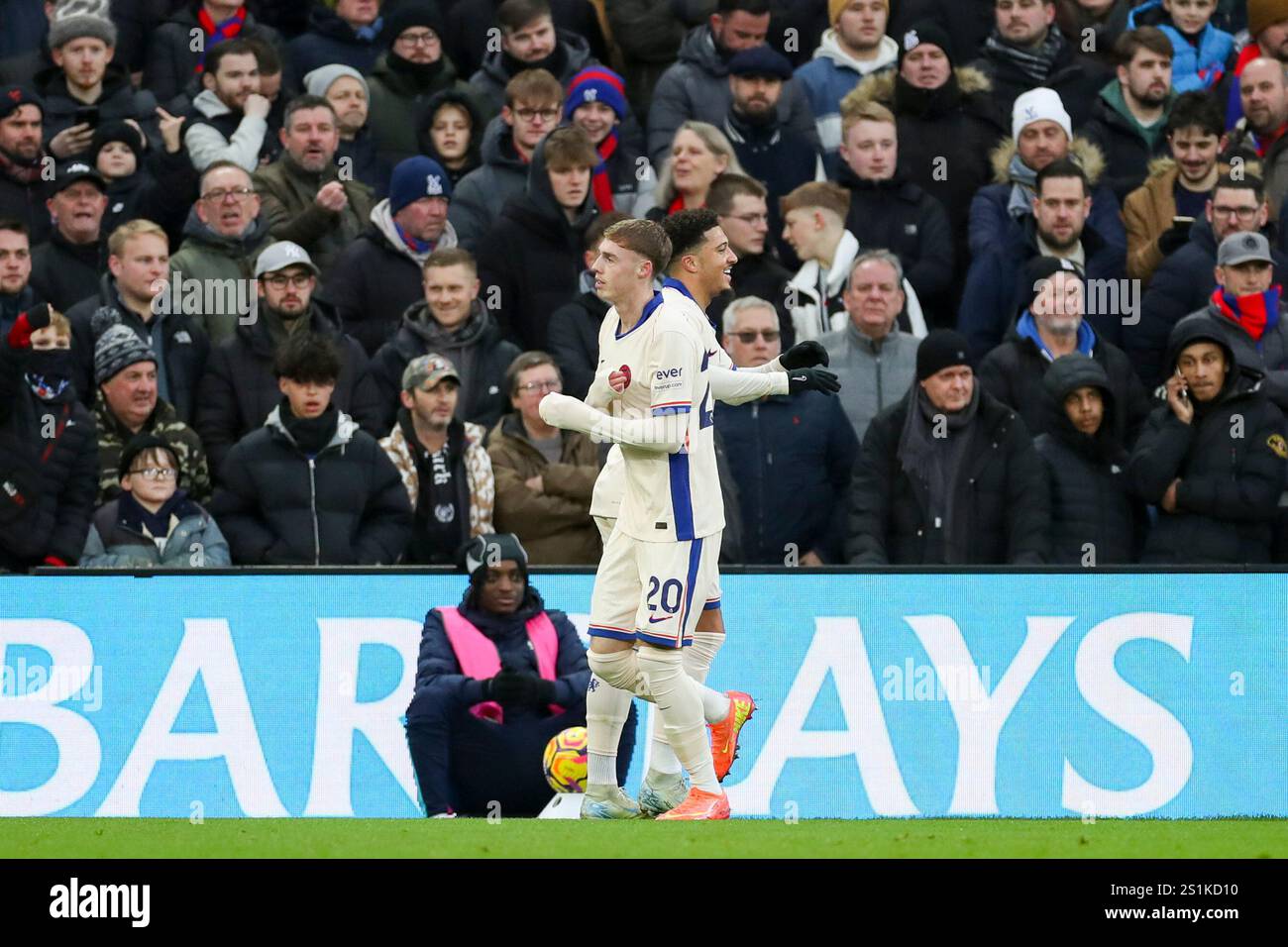 Chelsea forward Cole Palmer (20) scores a GOAL 0-1 and celebrates ...