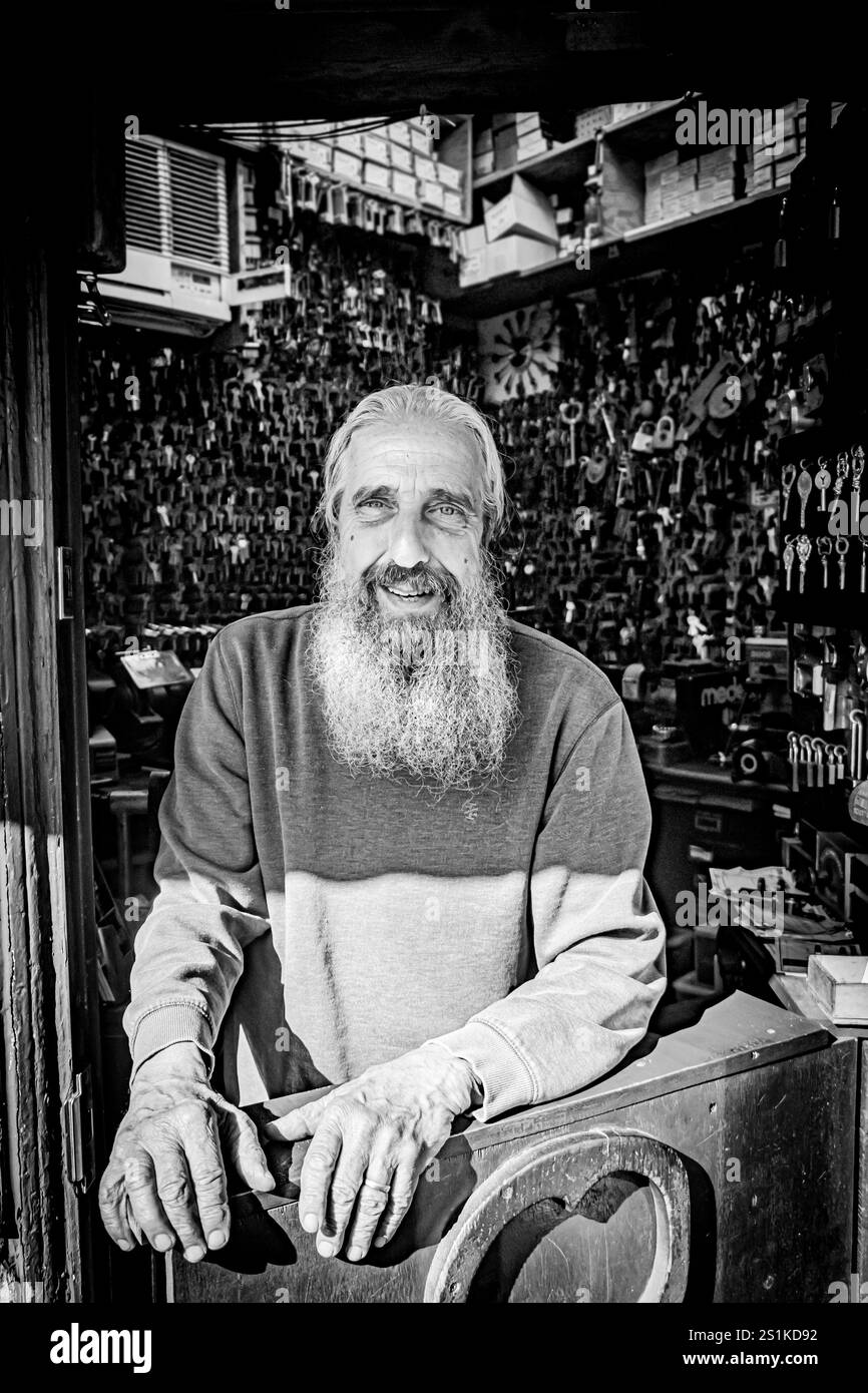 Phil mortillaro hi-res stock photography and images - Alamy