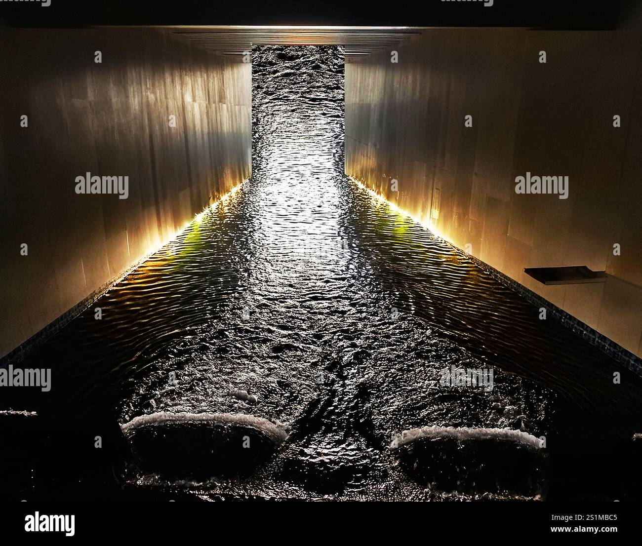 PANIC ROOM: An enclosed room expands and transforms filling up with ...