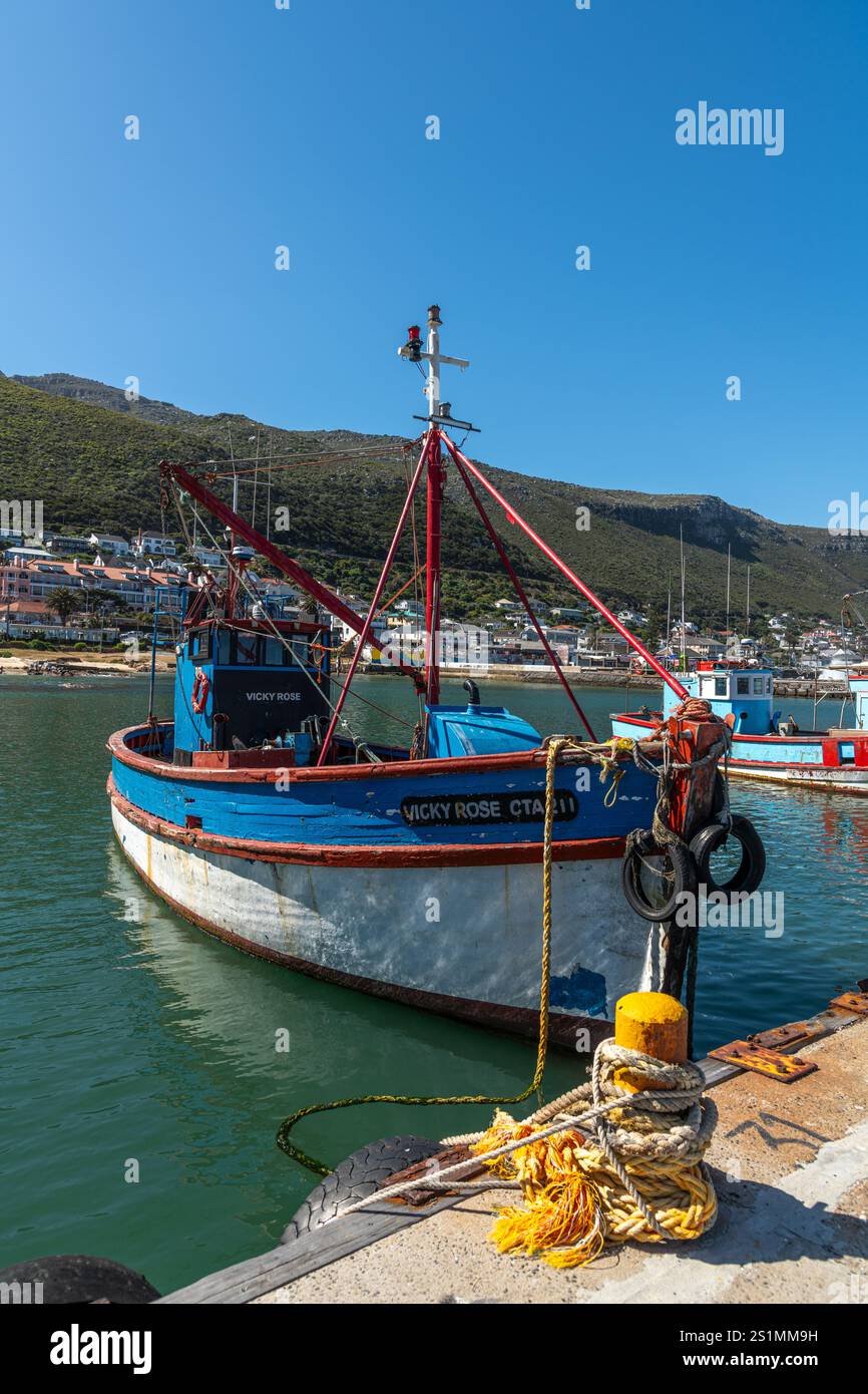 small fishing boats in a harbour in Cape Town Stock Photo - Alamy