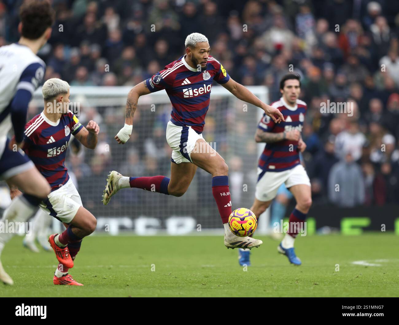 London, UK. 04th Jan, 2025. Joelinton (NU) at the Tottenham Hotspur v ...