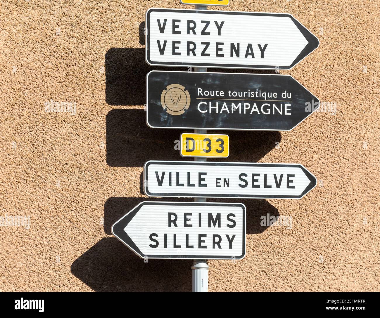 Road signes, directions and places of destinations, Gran Cru villages ...