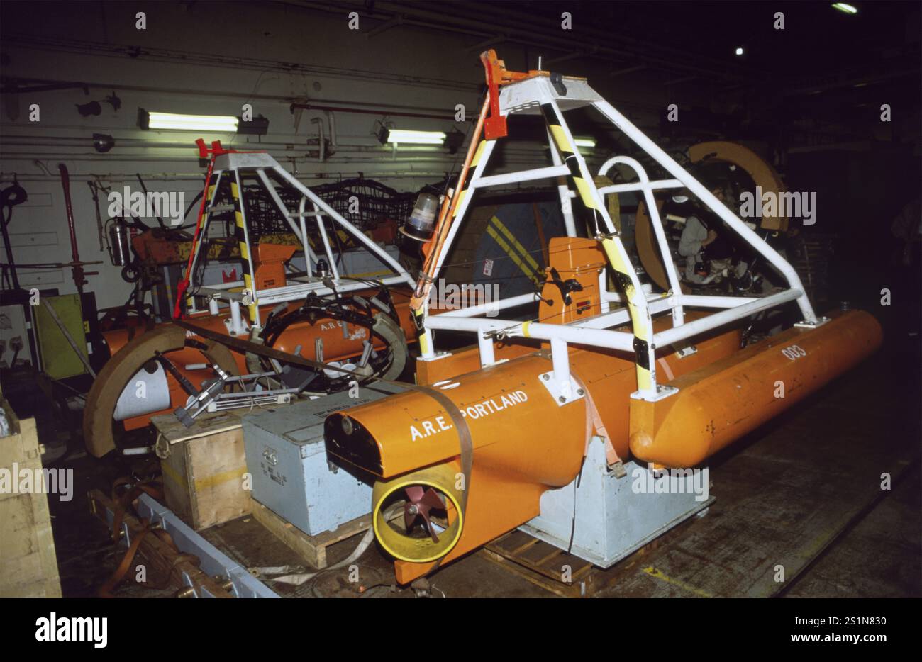 First Gulf War: 20th March 1991 Experimental Royal Navy underwater mine ...