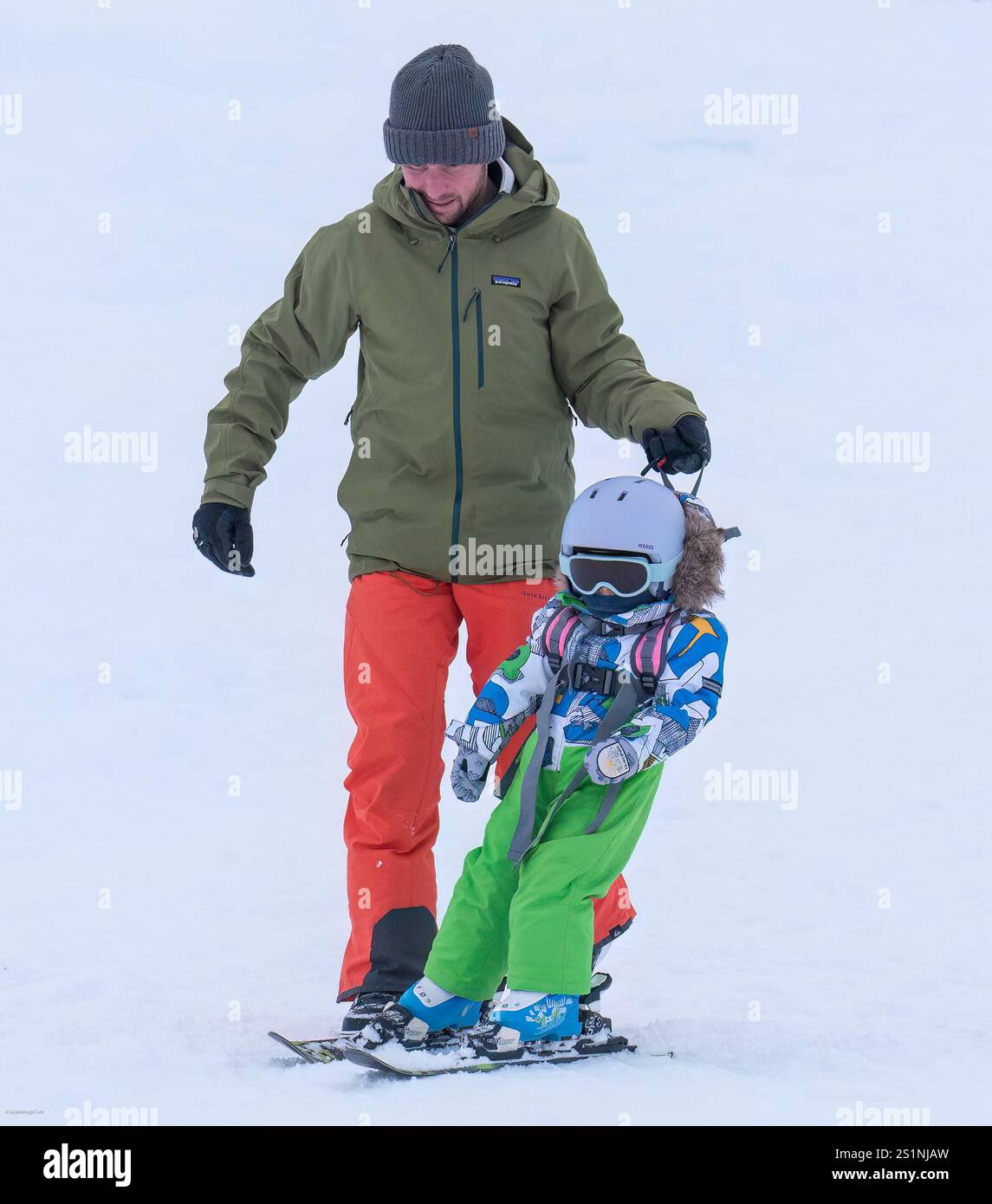 Lecht Ski Centre, Aberdeenshire, UK. 3rd Jan, 2025. This is father ...