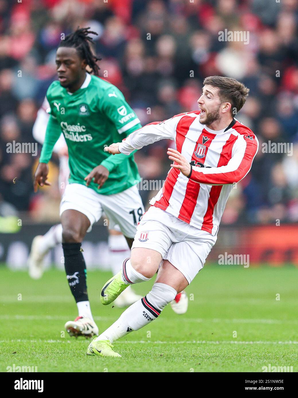 #2, Lynden Gooch of Stoke in action during the Sky Bet Championship ...