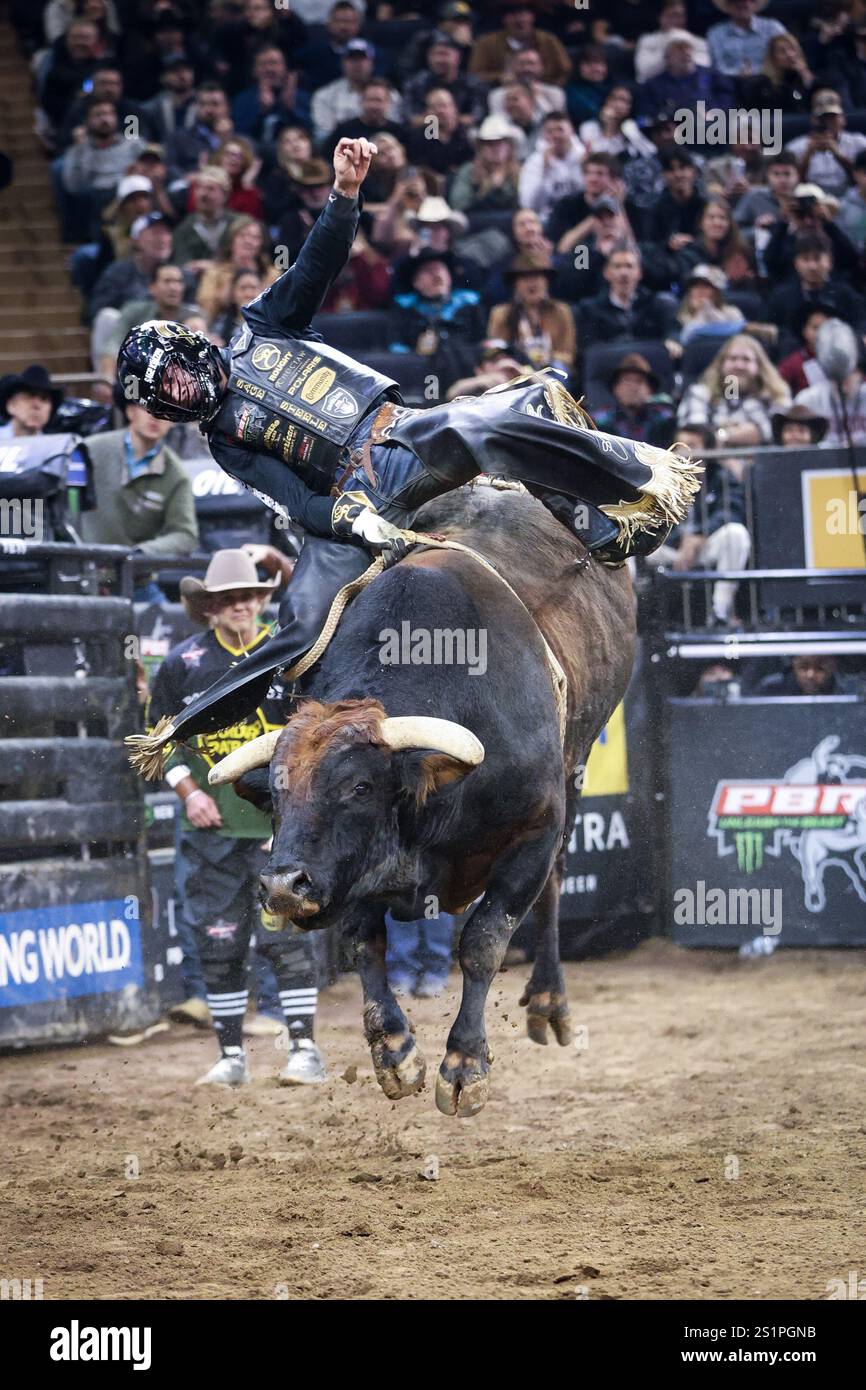 Jan 03, 2024; New York City , New York, USA; Sage Kimzey competes on ...
