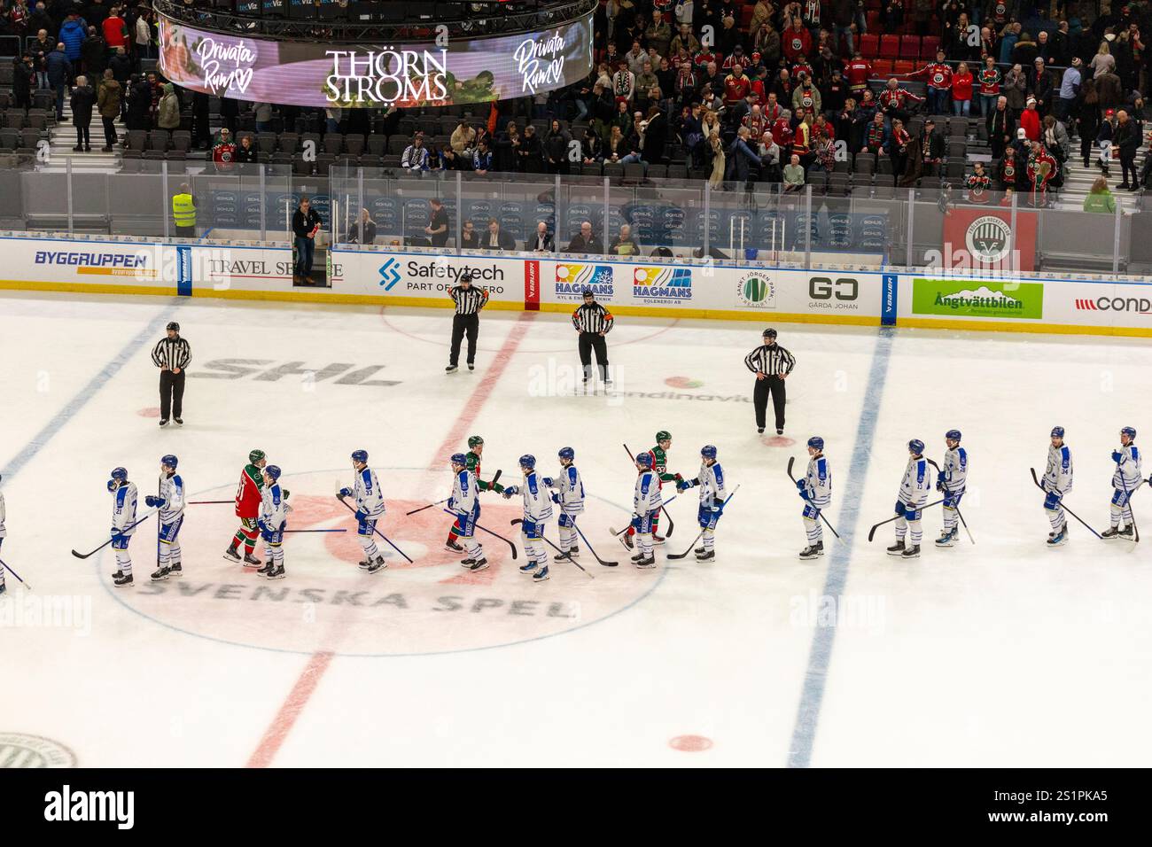 Gothenburg, Sweden. 4th Jan 2025. Players in Frölunda HC and Leksands IF shaking hands after ...