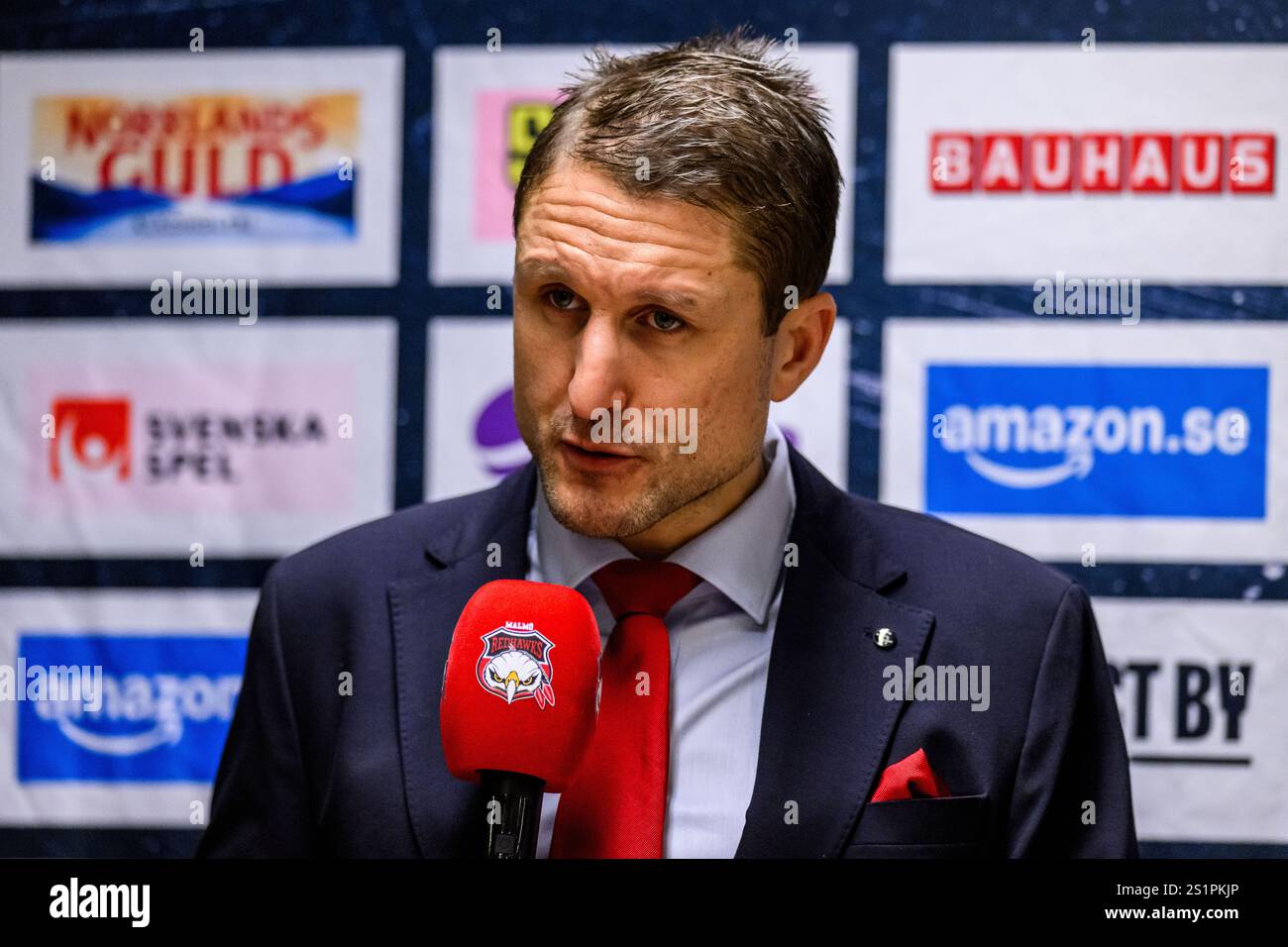 250104 Malmö Redhawks tränare Tomas Kollar efter ishockeymatchen i SHL ...