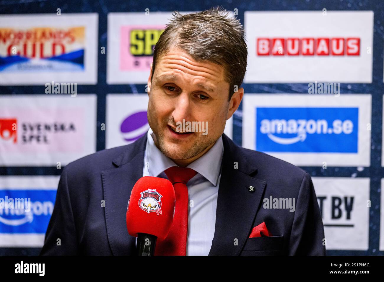 250104 Malmö Redhawks tränare Tomas Kollar efter ishockeymatchen i SHL ...