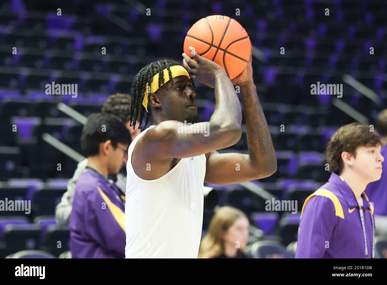 Baton Rouge, United States. 04th Jan, 2025. LSU Tigers forward Corey ...
