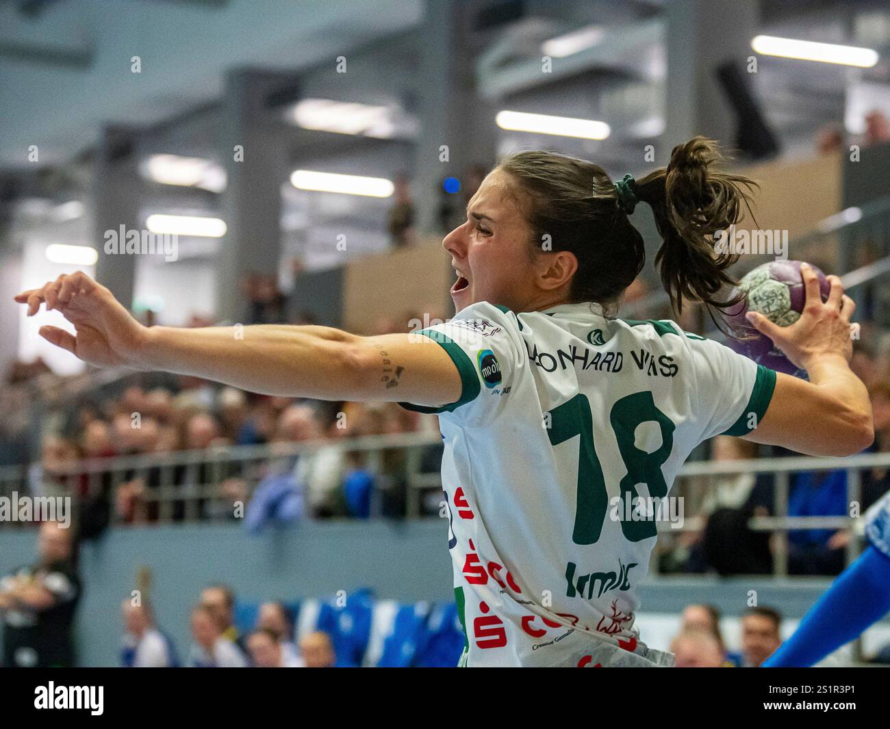 Blomberg, Deutschland. 04th Jan, 2025. Sarah Irmler (Frisch Auf Frauen ...