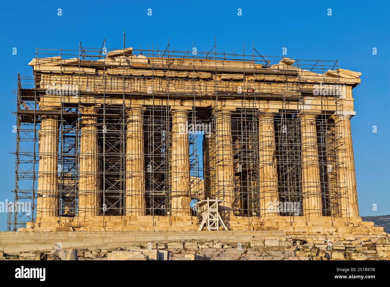 Ancient temple parthenon under hi-res stock photography and images - Alamy