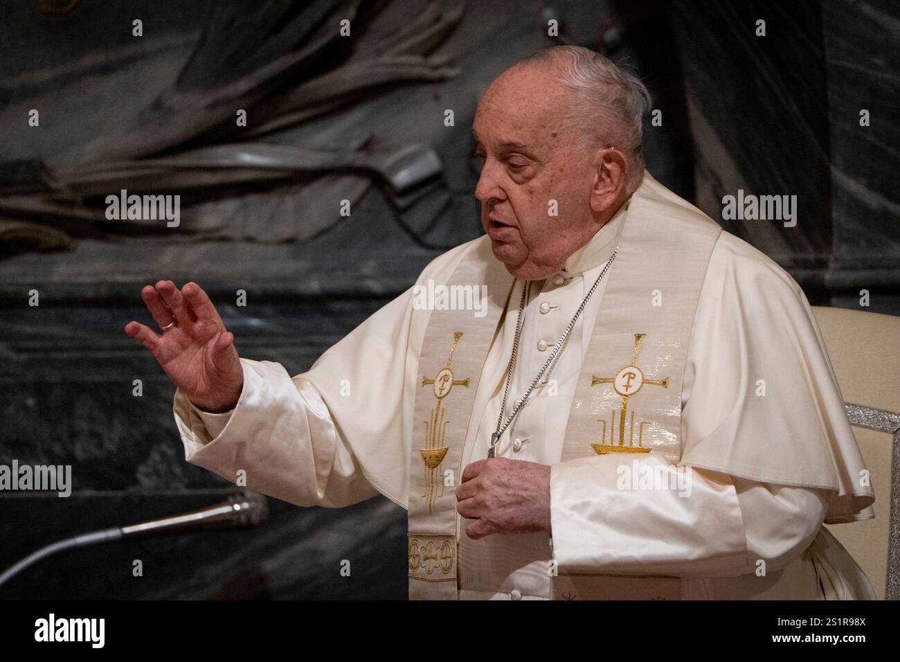 Pope Francis attends the Episcopal Ordination of the vicegerent of the ...