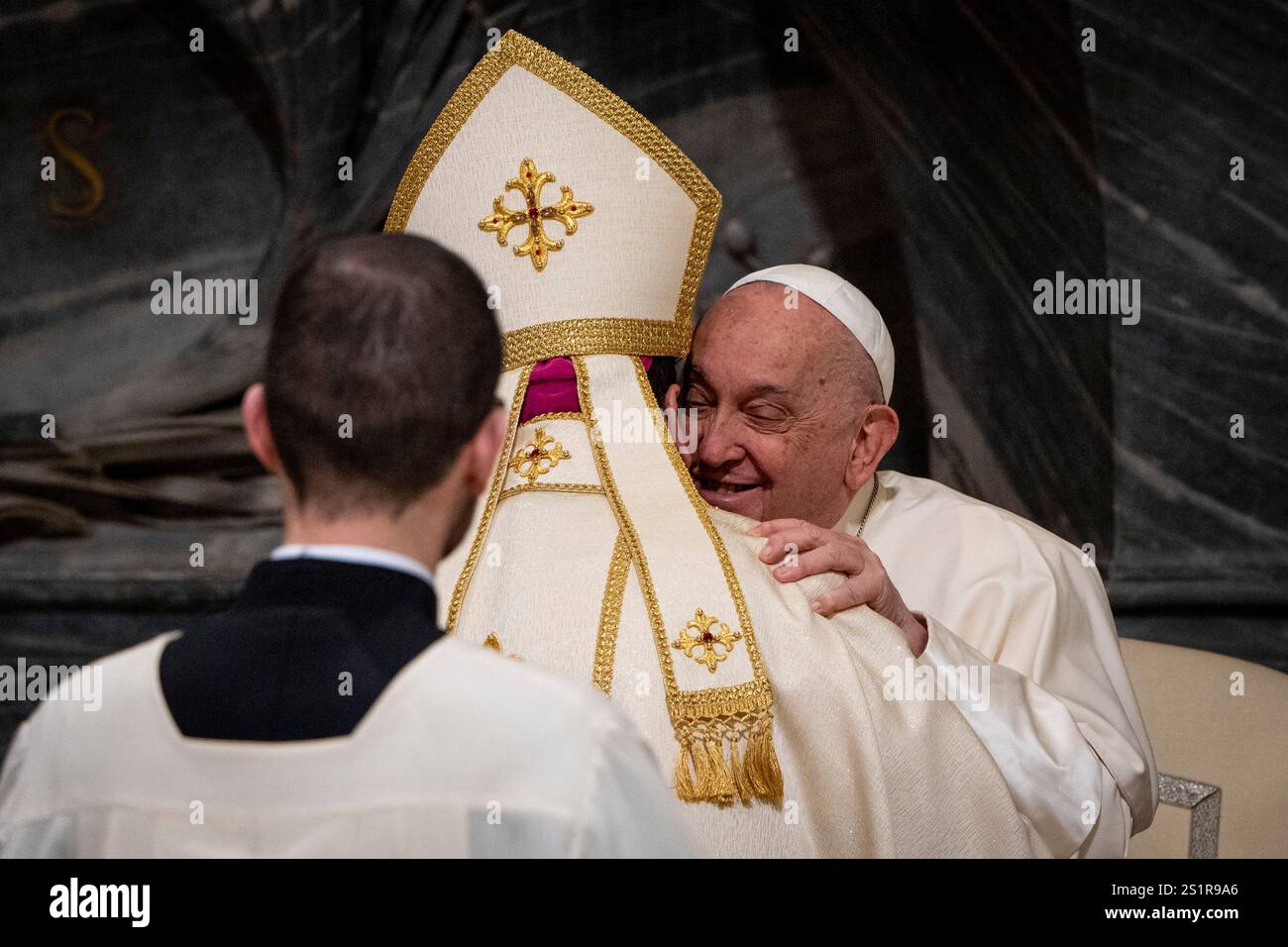 Rome, Italy. 04th Jan, 2025. Mons. Renato Tarantelli Baccari embraces ...