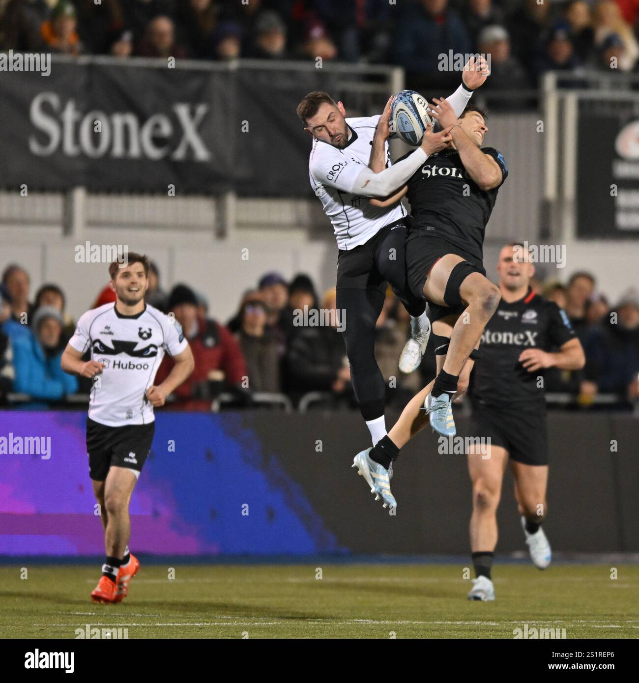 Rich Lane of Bristol Bearsand Juan Martin Gonzalez of Saracens ...